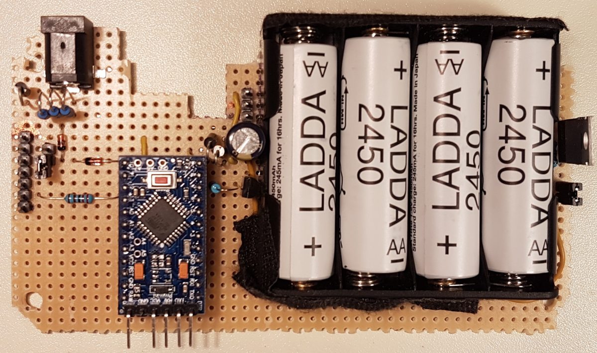 Build a Magnetic Loop Antenna Controlled by Arduino | μF