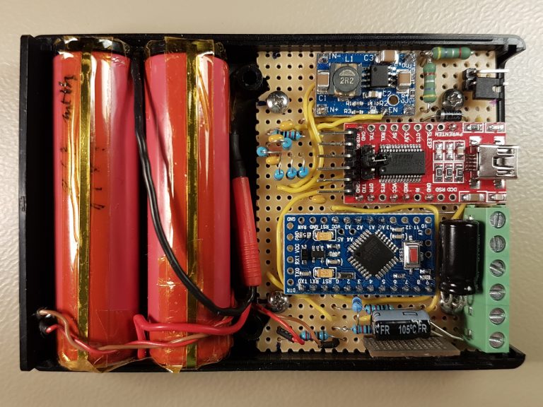 Build a Smart Raspberry Pi UPS on Arduino | μF