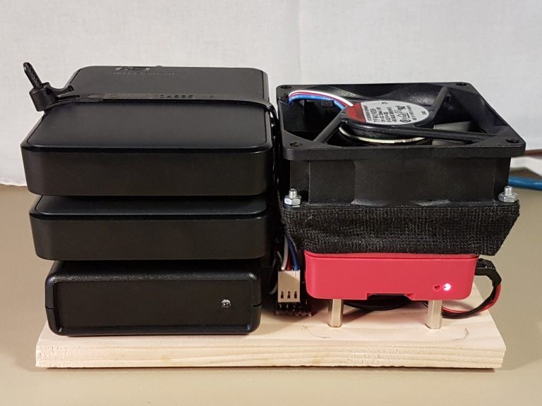 Build a Smart Raspberry Pi UPS on Arduino | μF