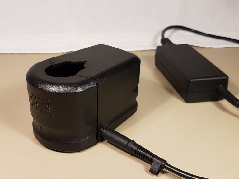 Build a Lithium-Ion Battery Charger on Arduino | μF